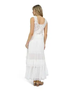 BELLE & BLOOM Wanderlace Ruffle Skirt