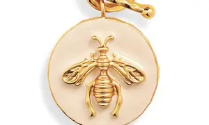 KARINE SULTAN Queen Bee Pendant Chain Necklace