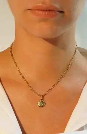 KOZAKH Shell Charm