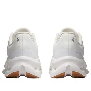 On Cloudtilt Sneakers - White/ivory