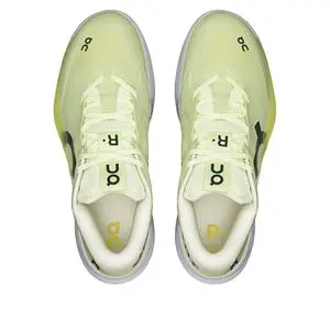 On The Roger Pro 3 Sneakers - Linen/lime