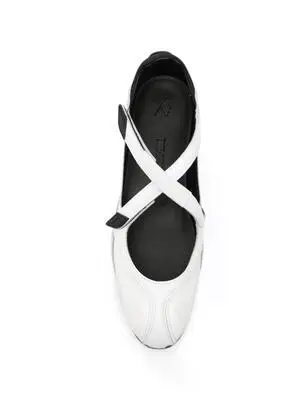 Attico Floor01 Touch-strap Ballet Flats - White