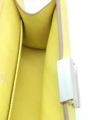 Hermès 2019 Click H 21 Shoulder Bag - Yellow