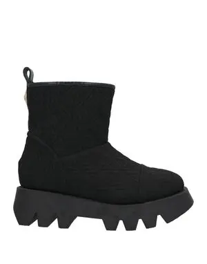 Elisabetta Franchi Quilted Ankle Boots With Lug Sole