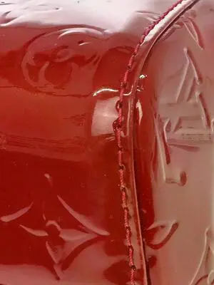 LOUIS VUITTON 1990-2000s Pm Vernis Brea Tote Bag - Red