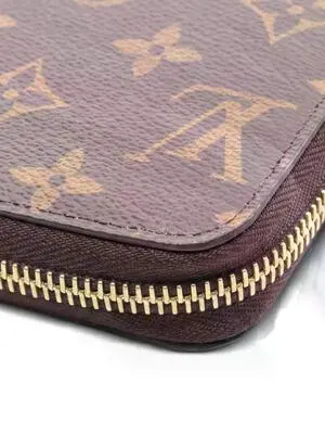 LOUIS VUITTON 2010s Zippy Monogram Wallet - Brown
