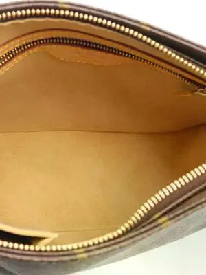 LOUIS VUITTON 2002 Monogram Looping Mm Shoulder Bag