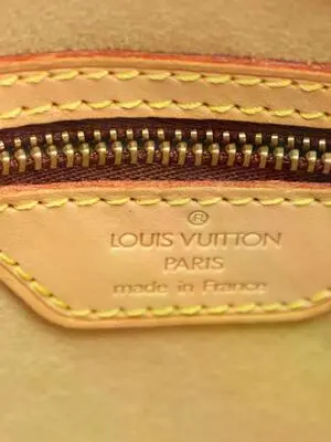 LOUIS VUITTON 2002 Monogram Looping Mm Shoulder Bag