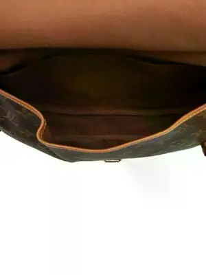LOUIS VUITTON 1996 Monogram Saumur 30 Crossbody Bag