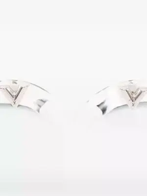 LOUIS VUITTON 2022 Essential V Earrings - Silver