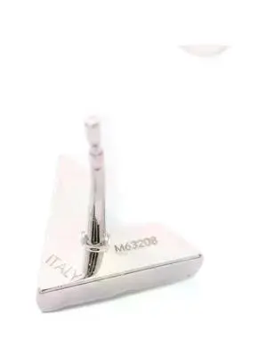 LOUIS VUITTON Essential V Earrings