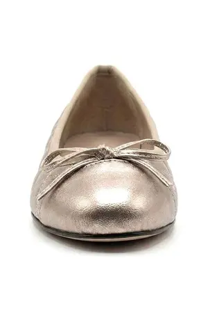 MENINA STEP Margot Quilted Leather Ballet Flats With Bow Detail - Gold
