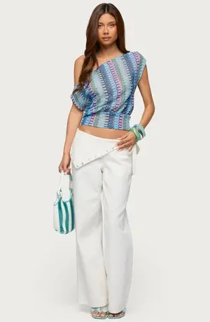 EDIKTED Taniya Zigzag Off The Shoulder Knit Crop Top