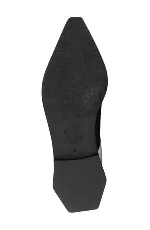 EMBASSY LONDON Harlowe Pointed Toe Flat - Black