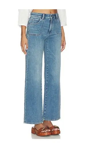 Paige Anessa With Rounded Stitch Though Pockets Jean In Blue