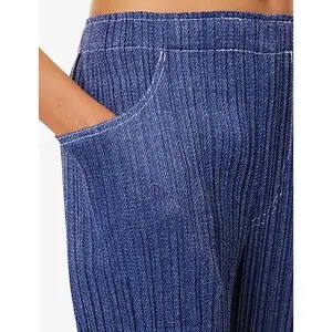 Issey Miyake Cropped Pleated Trousers