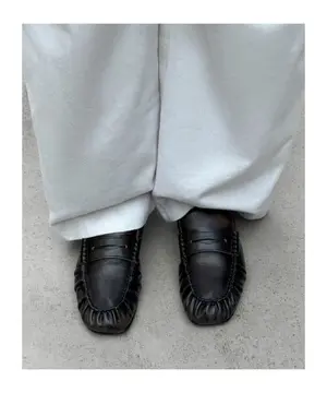 ALOHAS Aven Vintage Effect Leather Loafers