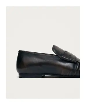 ALOHAS Aven Vintage Effect Leather Loafers