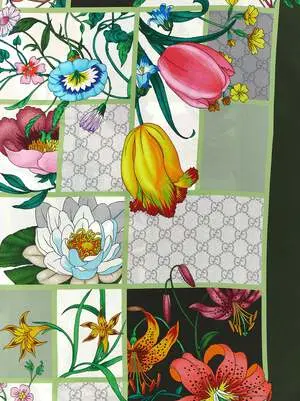 Gucci Flora' And Gg Silk Yore