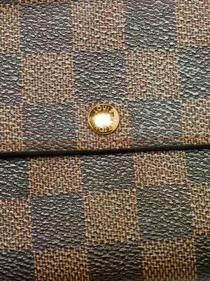 LOUIS VUITTON 2011 Sarah Damier Ebène Wallet