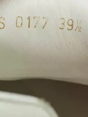 LOUIS VUITTON Frontrow Sneakers