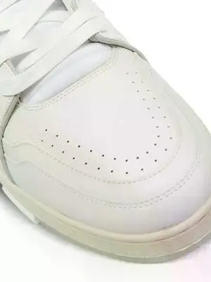 LOUIS VUITTON Trainer Sneakers