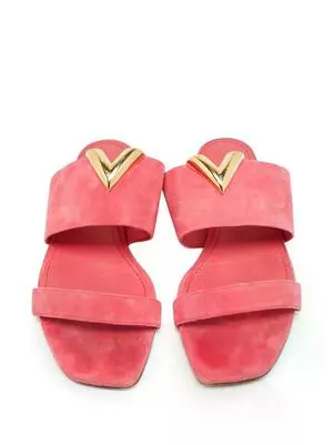 LOUIS VUITTON Essential V Suede Slides