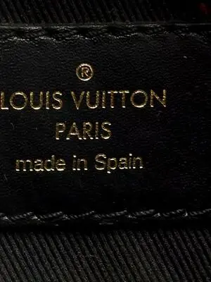 LOUIS VUITTON Saintonge Monogram Cross Body Bag