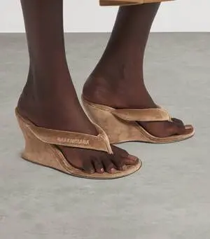 Balenciaga Velvet Gaeta Thong Wedge Sandals - Brown