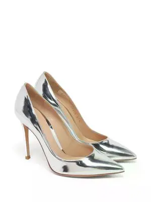GIANVITO ROSSI Pointed-toe Pumps