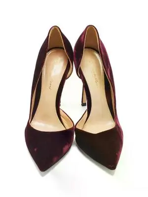 GIANVITO ROSSI D'orsay Suede Pumps