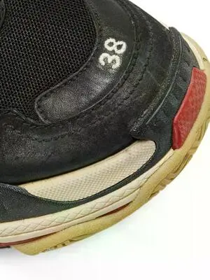 Balenciaga Triple S Low-top Sneakers