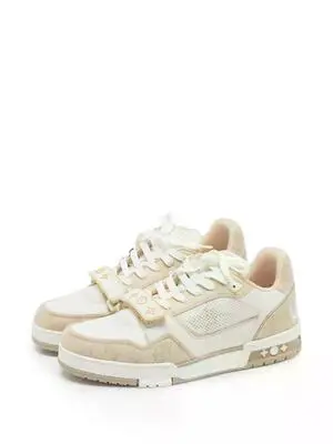 LOUIS VUITTON Trainer Monogram Sneakers - Neutrals