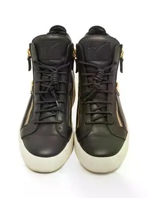 GIUSEPPE ZANOTTI Sculptural Wings Detail Sneakers