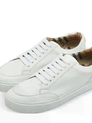 Burberry Salmond Sneakers