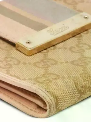 Gucci 1067164 Beige