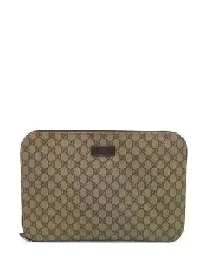 Gucci Gg Supreme Clutch Bag - Neutrals