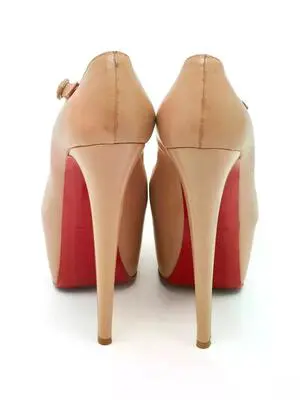 CHRISTIAN LOUBOUTIN Lady Daf Pumps