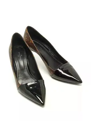 Louis Vuitton Pointed Toe Pumps