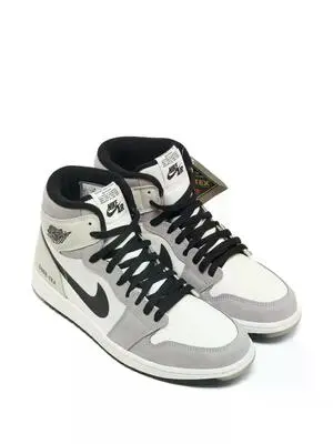 JORDAN 1 High-top Gore-tex Sneakers