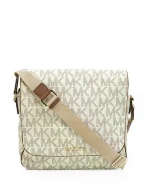 Michael Kors Signature Messenger Bag