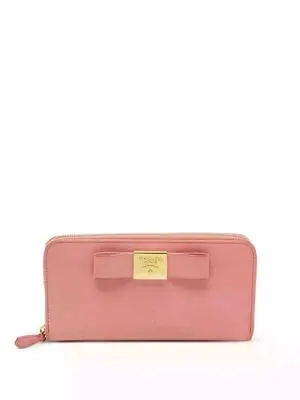 Prada Saffiano Bow Zip-around Wallet - Pink