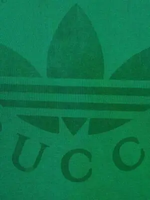 Gucci Logo Print V-neck T-shirt