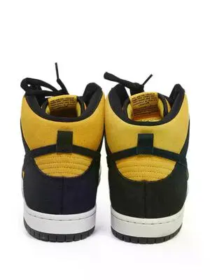 Nike Dunk Pro Reverse Goldenrod Sneakers - Yellow