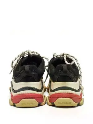 Balenciaga Triple S Low-top Sneakers - Black