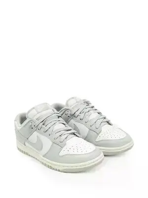 Nike Dunk Low Sneakers - Grey