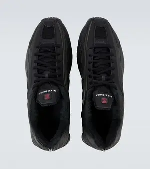 Nike Shox R4 Sneakers