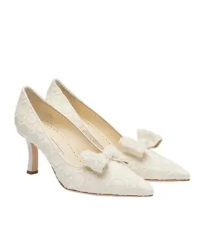 Manolo Blahnik Embroidered Satin Pumps - White
