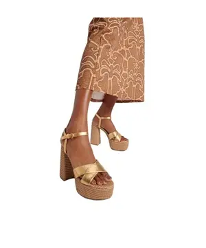 GIANVITO ROSSI Solid Leather Platform Sandals