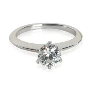 Tiffany & Co. 0.84 Ct Round Brilliant Diamond Solitaire Engagement Ring - Platinum